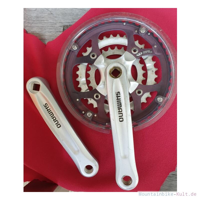 Shimano FC-M440 Kurbeln, Vierkant, 26/36/48, 170mm, silber, NEU