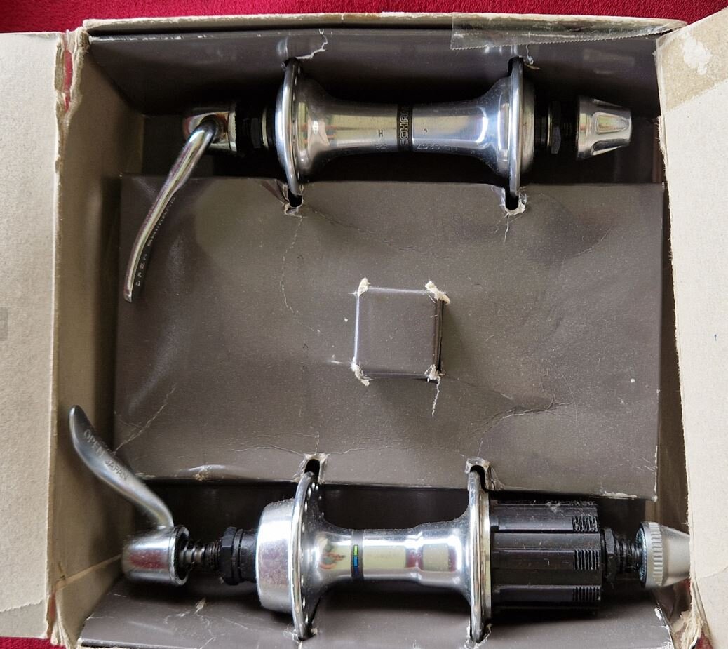 Shimano 600 Naben, HB-6207 Vorderradnabe + FH-6400 Hinterradnabe, NEU